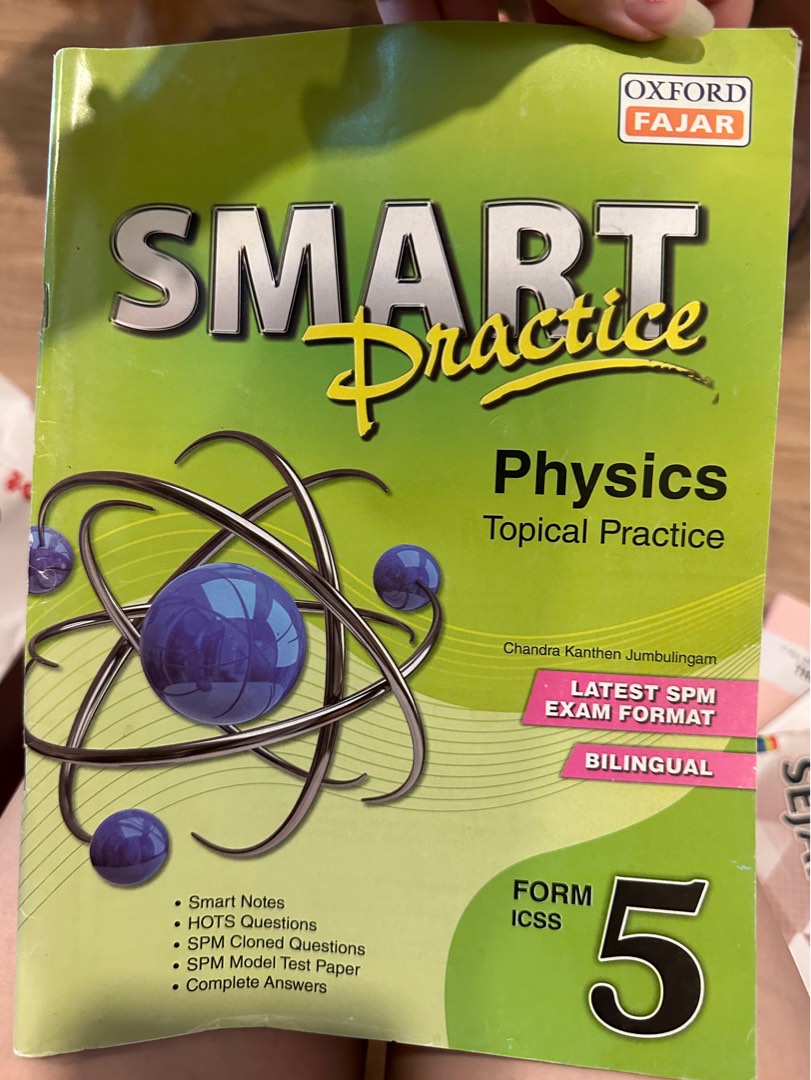 SPM Physics smart practice book, Hobbies & Toys, Books & Magazines ...