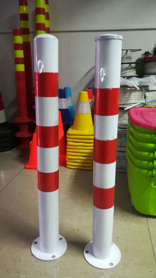 Steel Road Traffic Bollard Cone 30 inches Steel Warning Post Quality ...