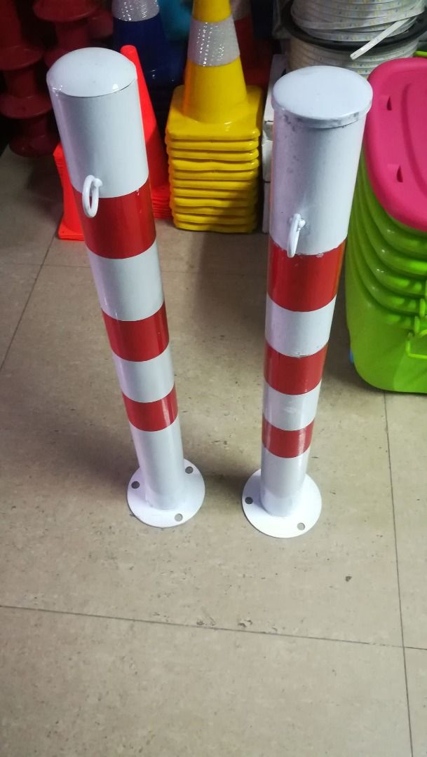 Steel Road Traffic Bollard Cone 30 inches Steel Warning Post Quality ...