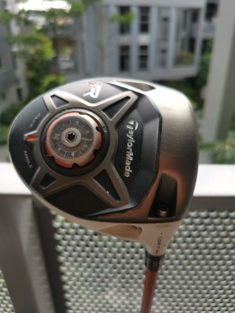Taylormade R1 Driver, Sports Equipment, Sports & Games, Golf on Carousell