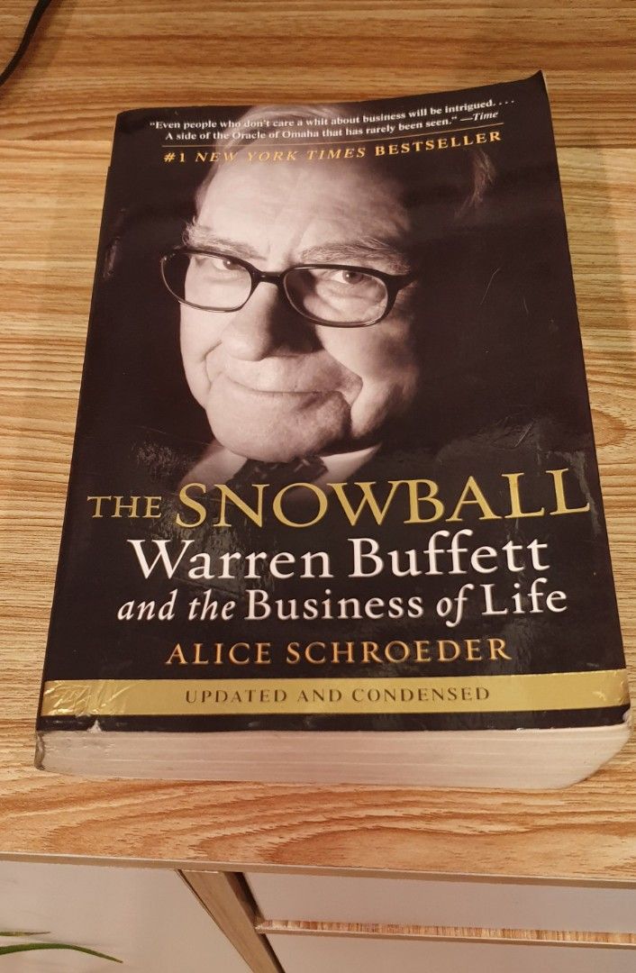 The Snowball Warren Buffett, Hobbies & Toys, Books & Magazines, Fiction ...
