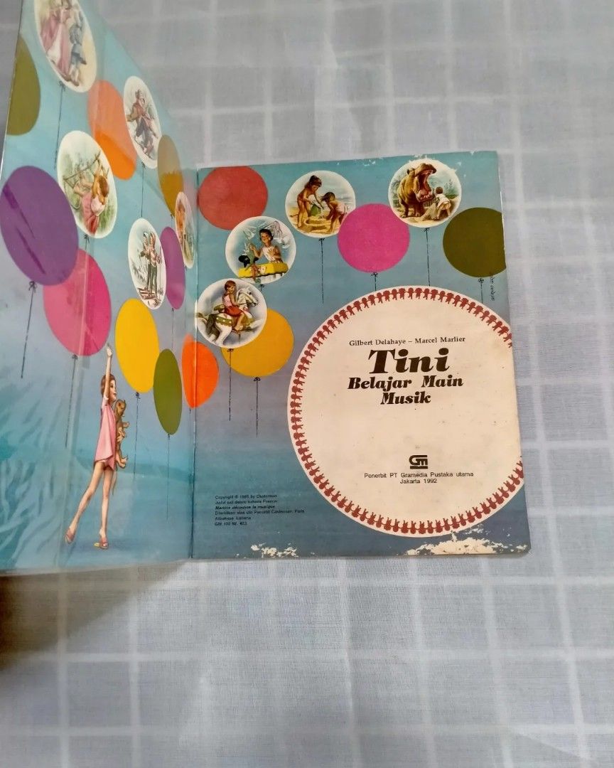 TINI BELAJAR MAIN MUSIK SERI PUSTAKA CERITA GRAMEDIA, Buku & Alat Tulis ...
