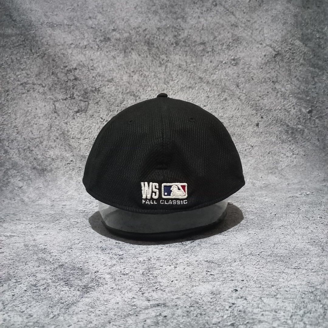 TOPI BUILT UP NEW ERA SCRIPT CHAMPIONS KC, Fesyen Pria, Aksesoris, Topi ...