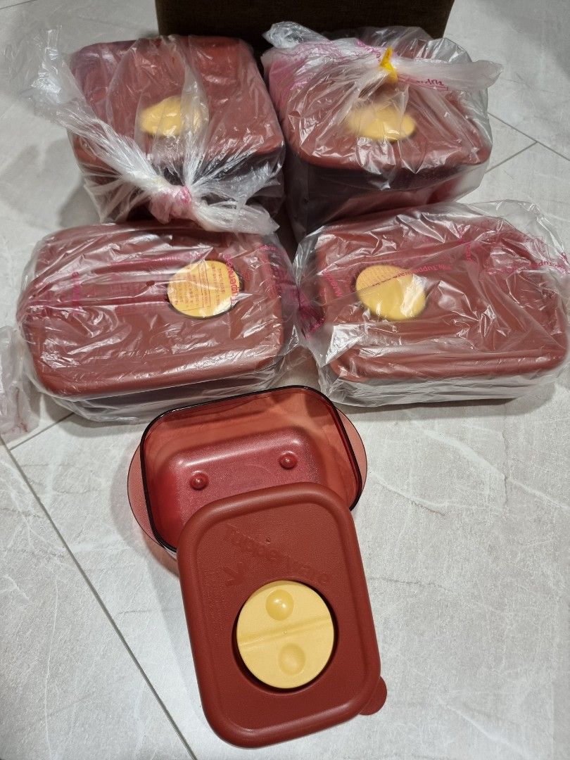 Tupperware Brand new Rock & Serve Gift Set microwavable, Furniture ...