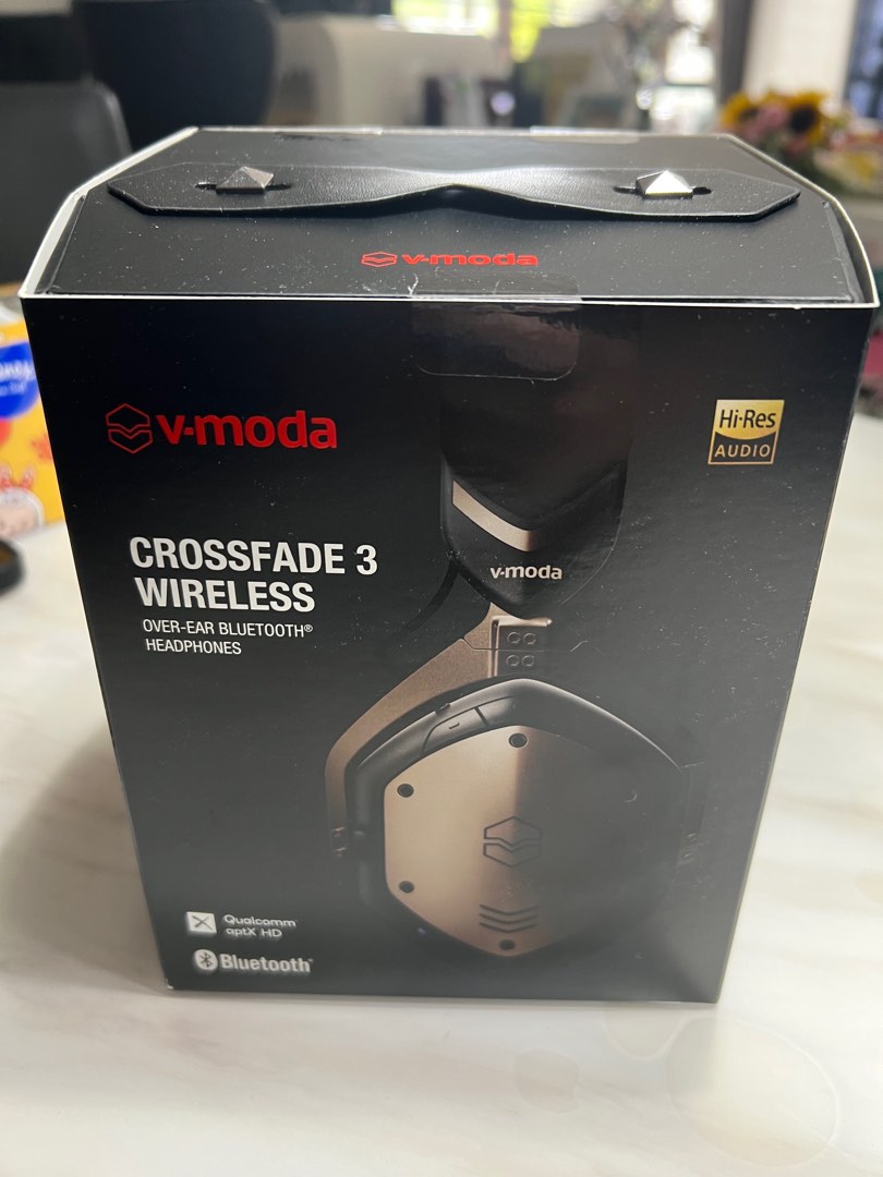 V Moda crossfade 3 wireless Bluetooth, Audio, Headphones & Headsets on Carousell