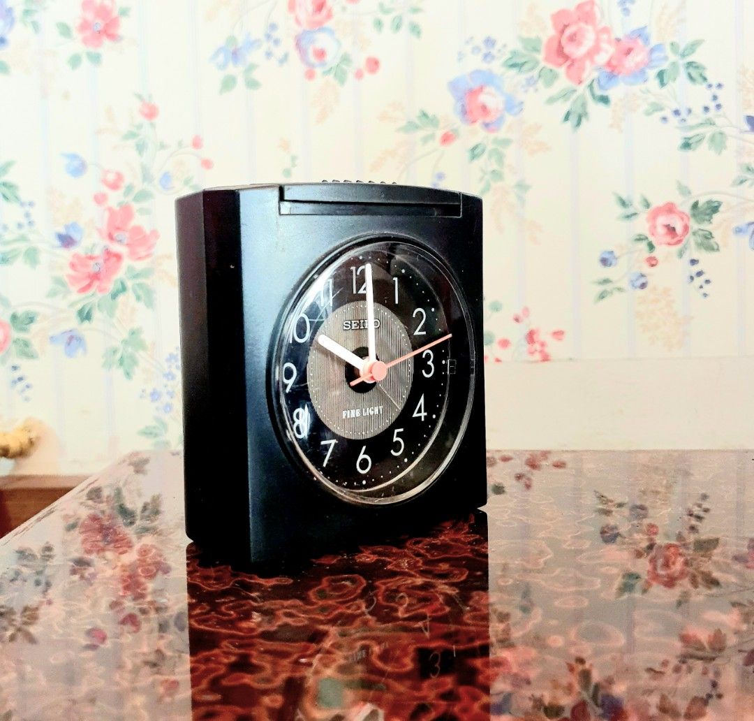 Vintagr Seiko Travel Alarm Clock Japan, Furniture & Home Living, Home ...