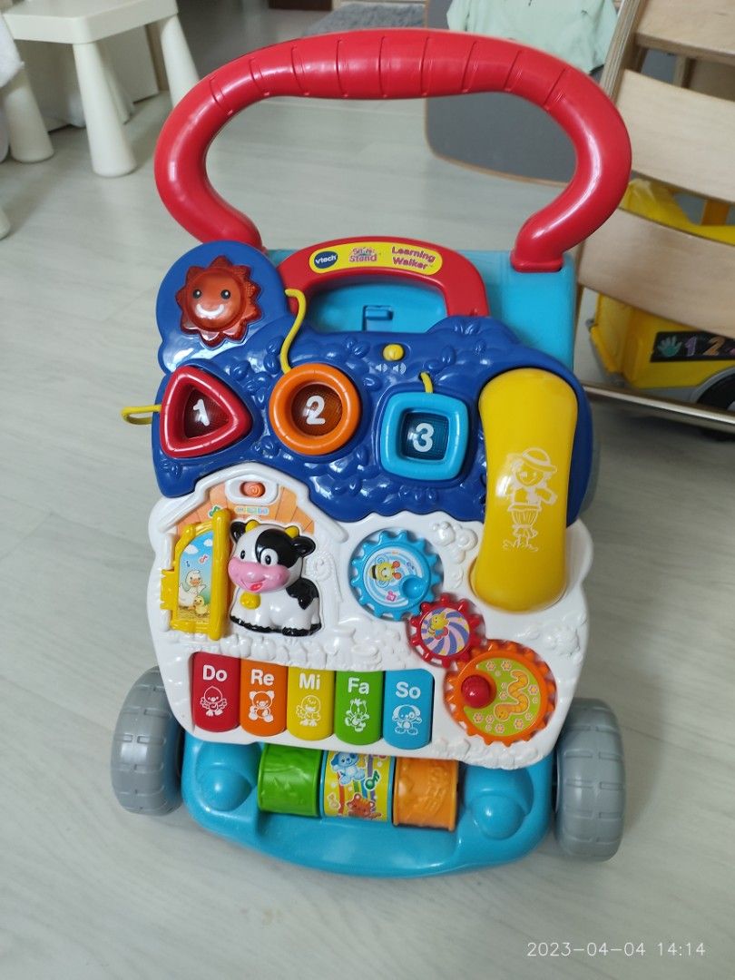 Vtech Learning Walker, Hobbies & Toys, Toys & Games on Carousell