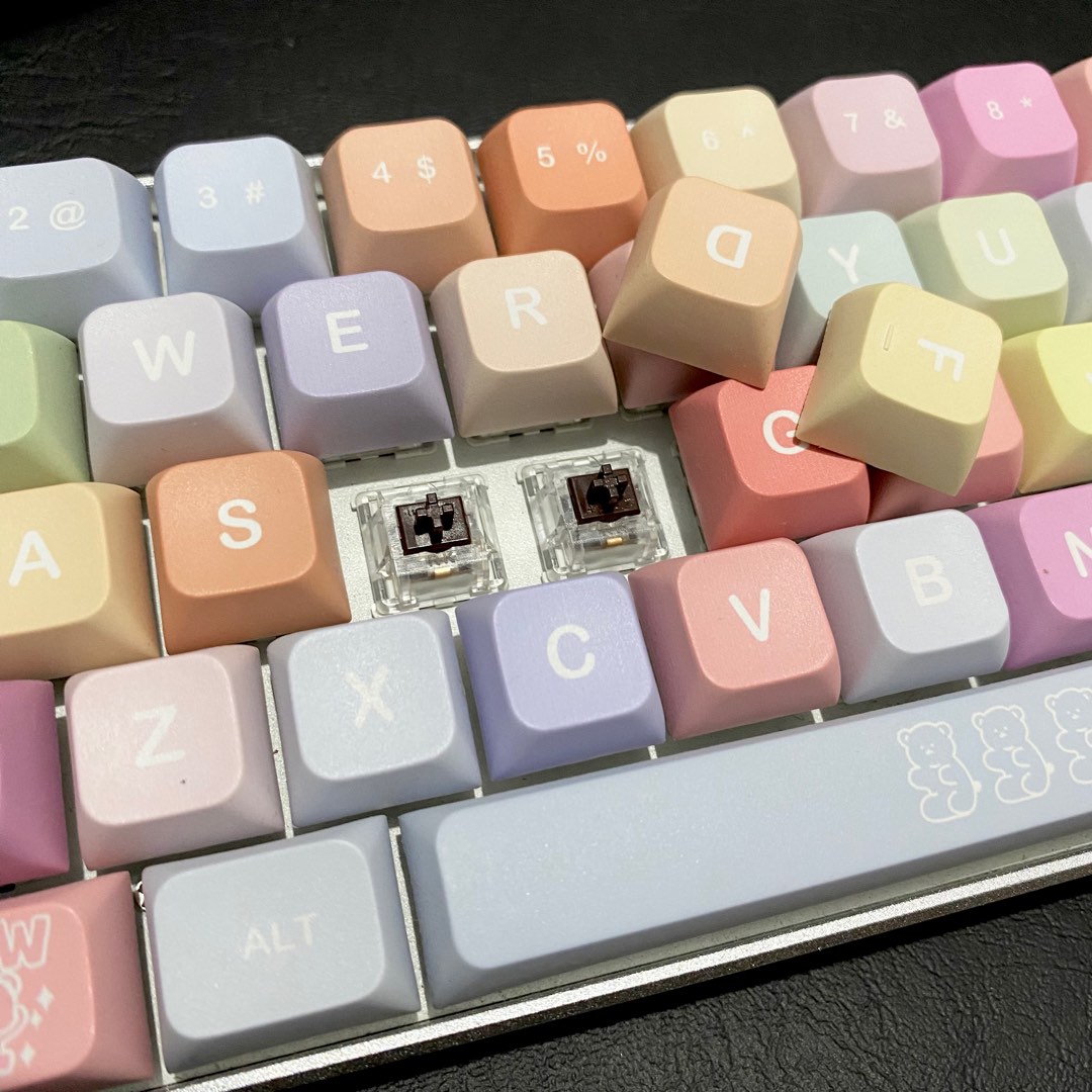 xda pastel gummy bear 133 keycaps on Carousell