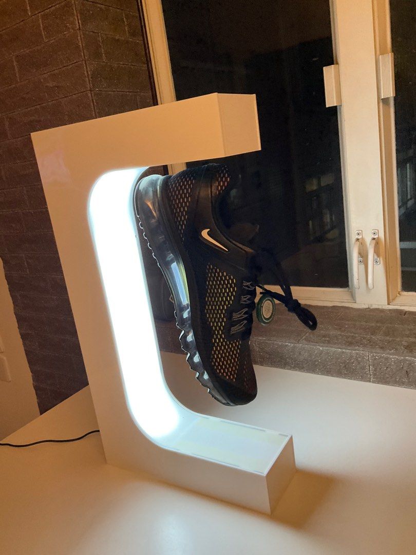 X-FLOAT Levitating Shoe Display Floating Sneaker Stand (White ...