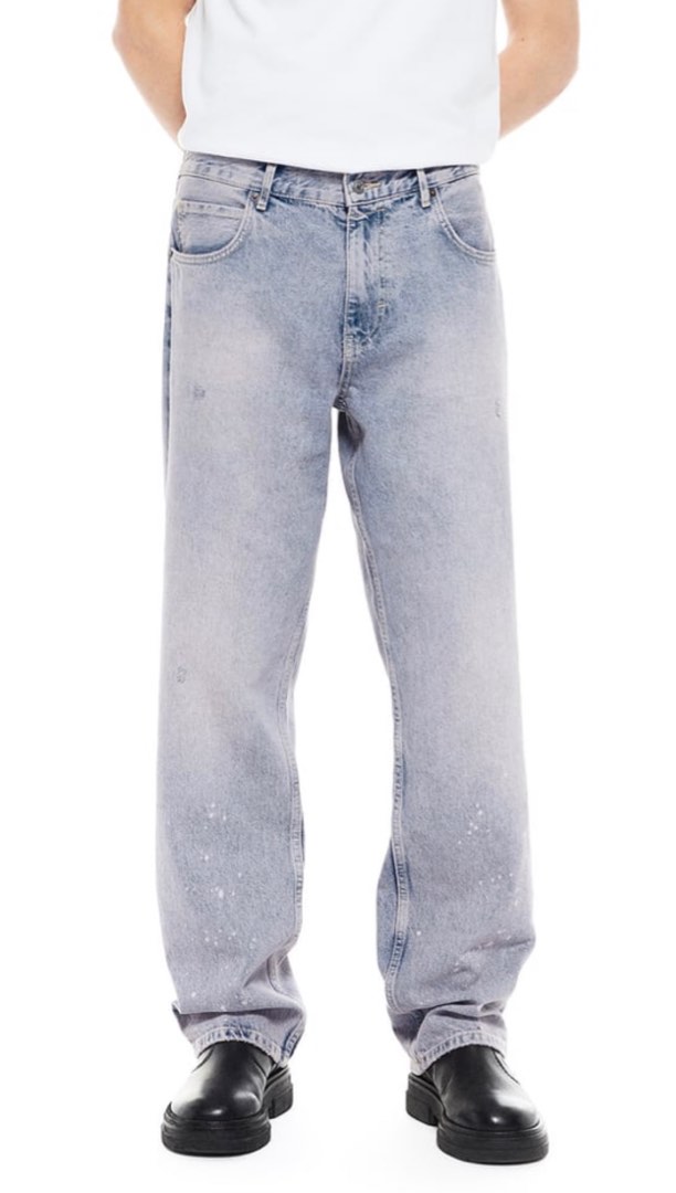 Zara Relaxed Fit Jeans, Men's Fashion, Bottoms, Jeans on Carousell