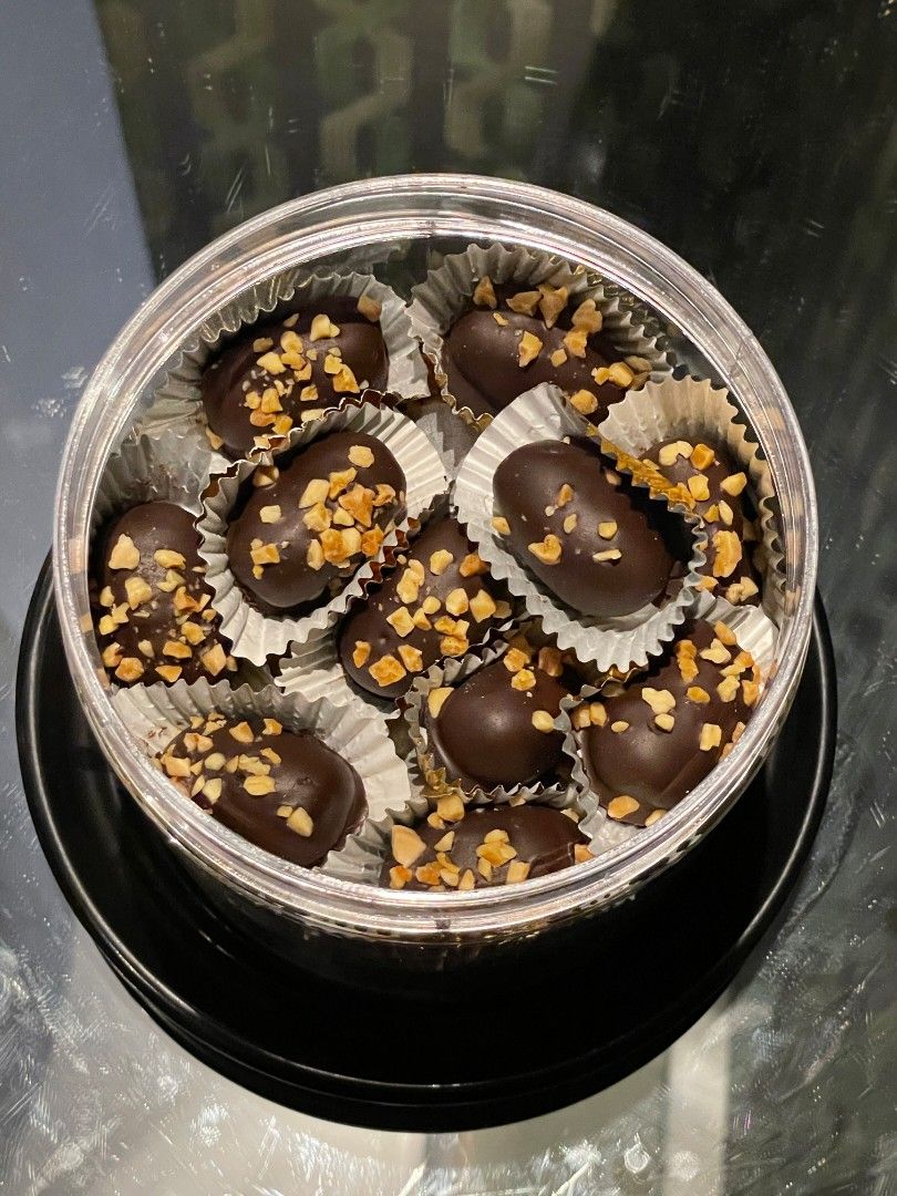 Almond London, Food & Drinks, Homemade Bakes on Carousell