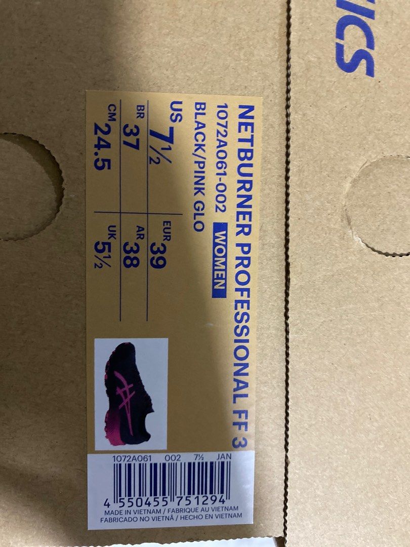 Asics shoe, Women's Fashion, Footwear, Shoe inserts on Carousell