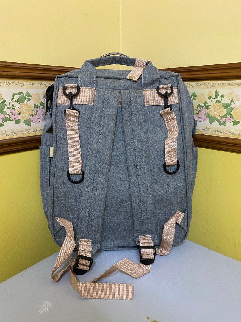 Beg diapers beg susu beg pengasuh, Babies & Kids, Going Out, Diaper ...