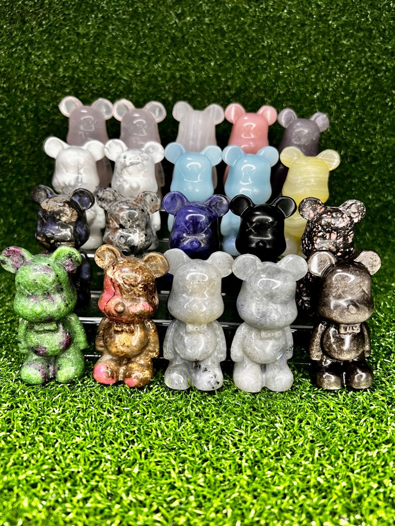 Brick bear crystal display, Women's Fashion, Jewelry & Organisers ...