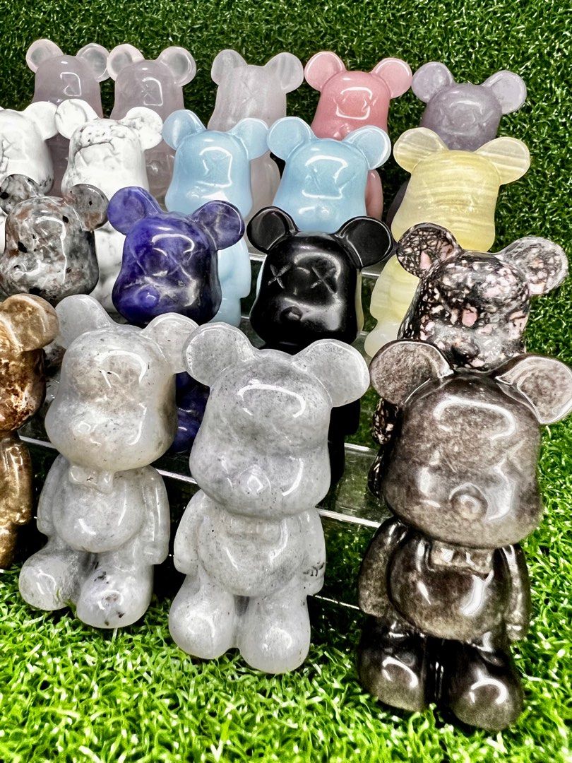 Brick bear crystal display, Women's Fashion, Jewelry & Organisers ...