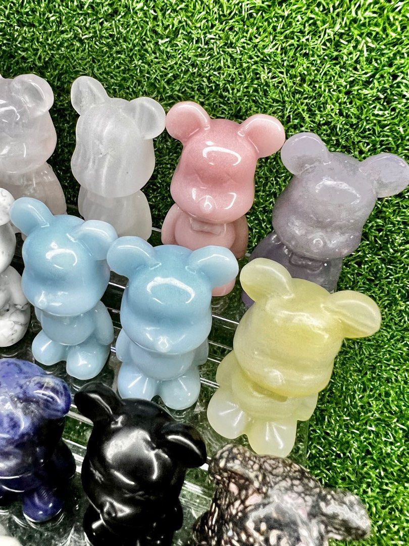 Brick bear crystal display, Women's Fashion, Jewelry & Organisers ...