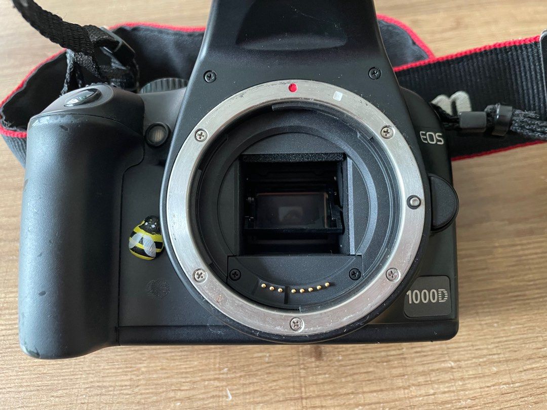 Canon DSLR 1000D, Photography, Cameras on Carousell