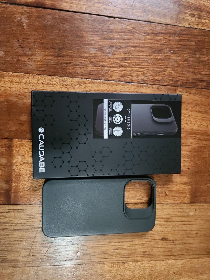 Caudabe Synthesis Iphone 13 pro on Carousell