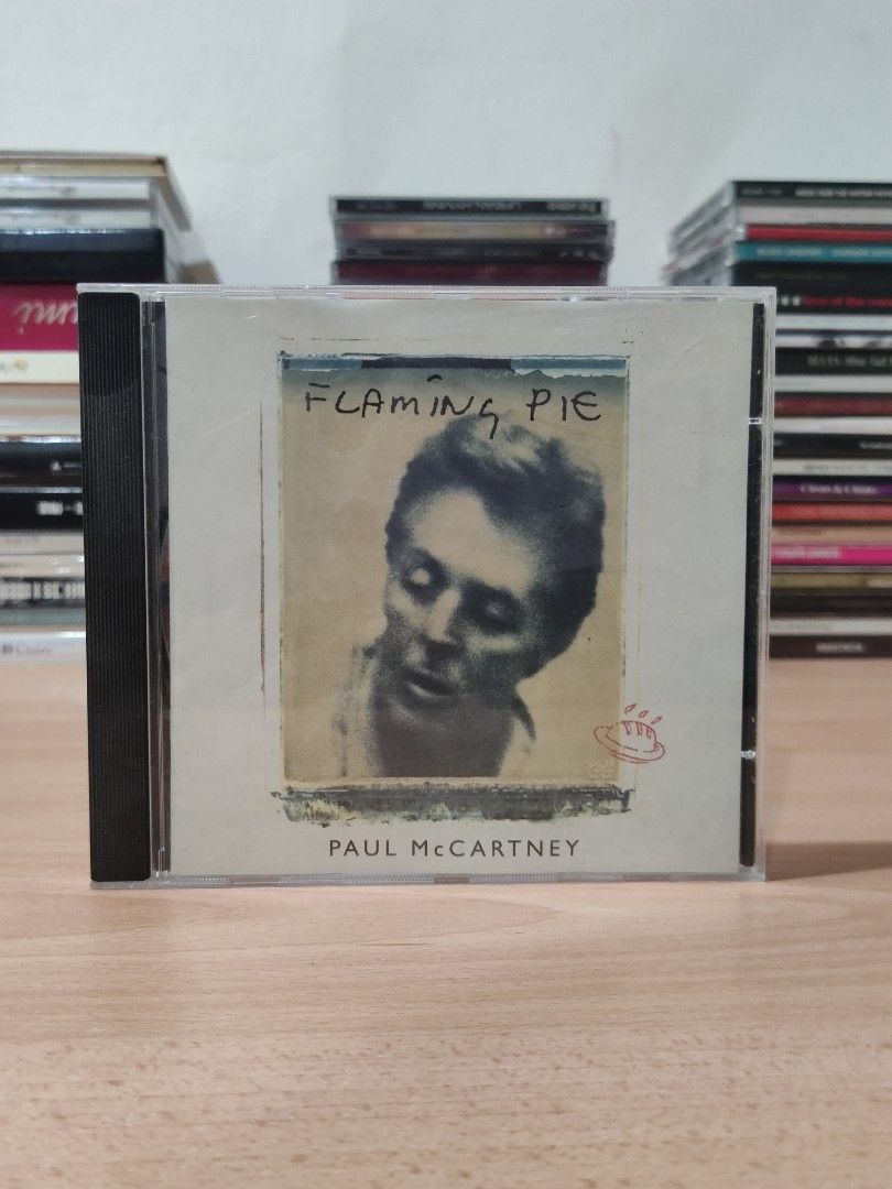 (CD) Paul McCartney Flaming Pie, Hobbies & Toys, Music & Media, CDs ...