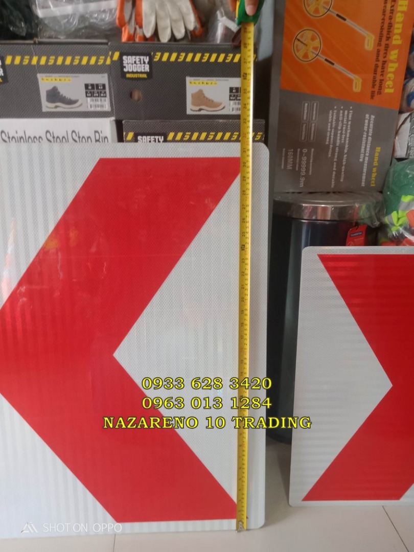 CHEVRON SIGN ROAD SIGN on Carousell