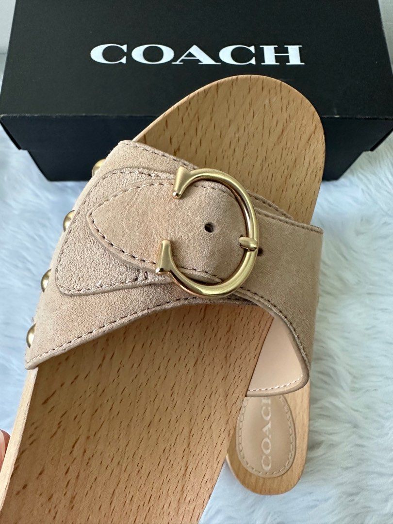 COACH Sandals, Women's Fashion, Footwear, Flats & Sandals on Carousell
