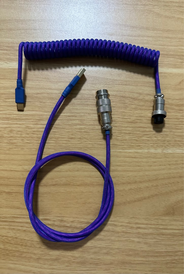 Coiled cable for keyboard, Computers & Tech, Parts & Accessories ...