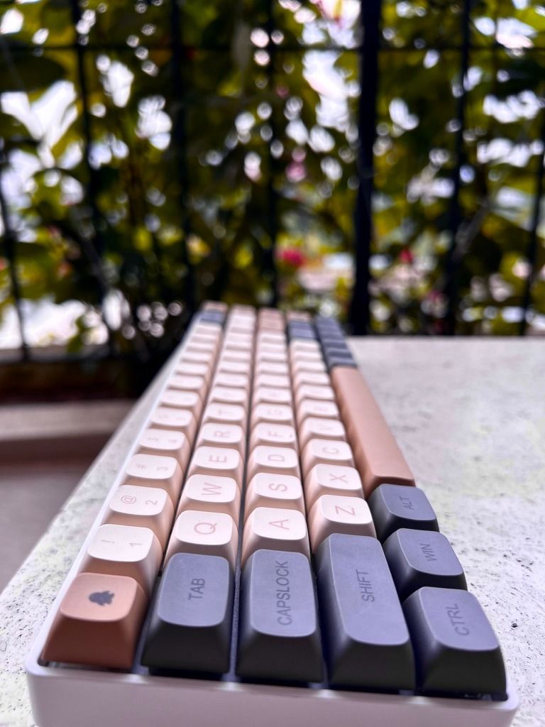Custom Creamy 65% Mechanical Keyboard - Wireless, Computers & Tech ...