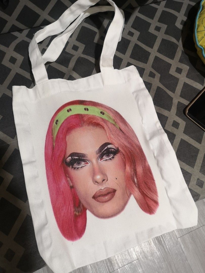 Customized cacha tote bags on Carousell