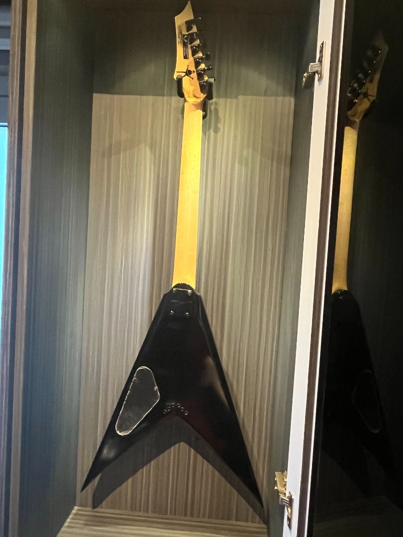 Dean Guitars Flying V (Dave Mustaine Signature) Abomination, Hobbies ...