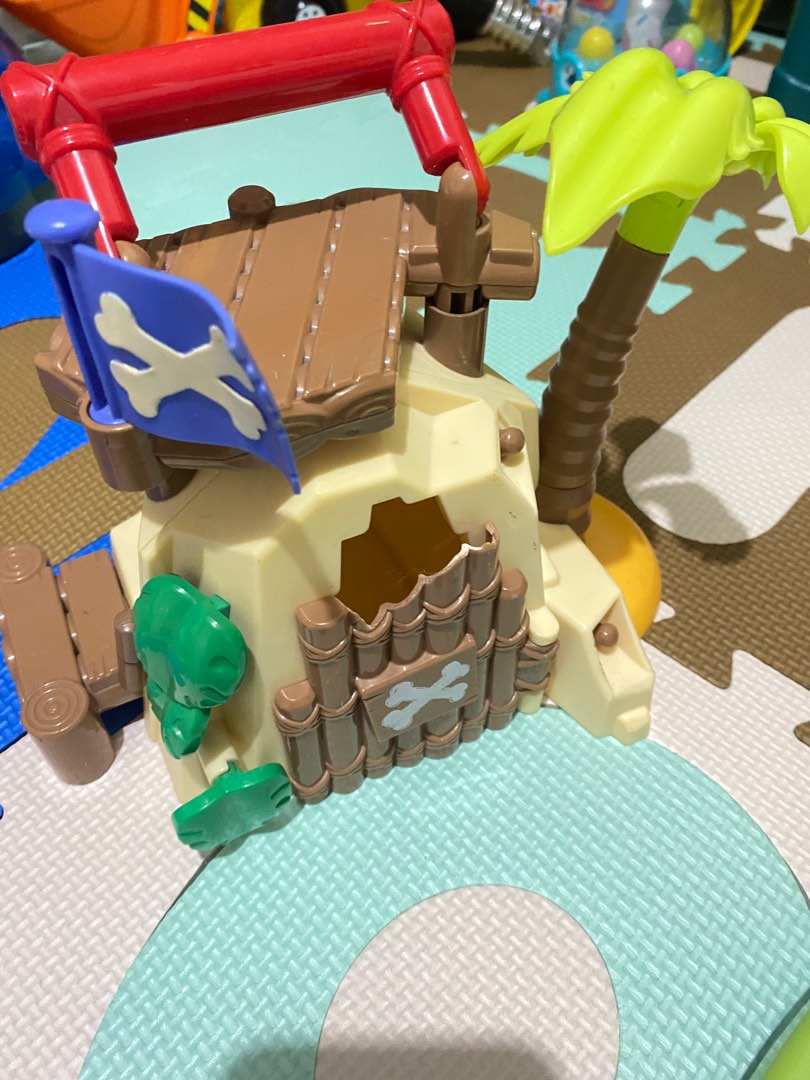 ELC jungle mini doll house on Carousell
