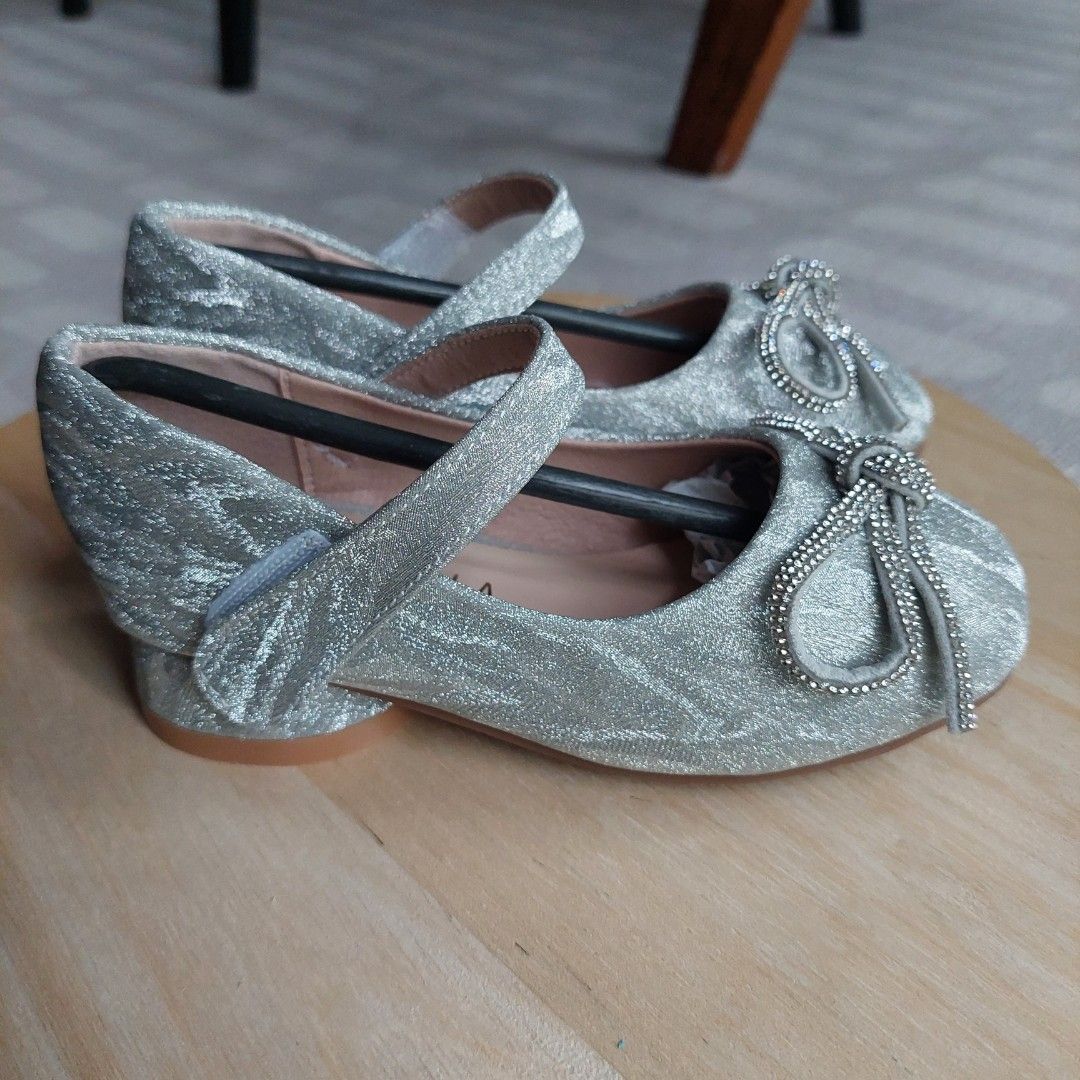 Girls' High Heel Shoes, Babies & Kids, Babies & Kids Fashion on Carousell
