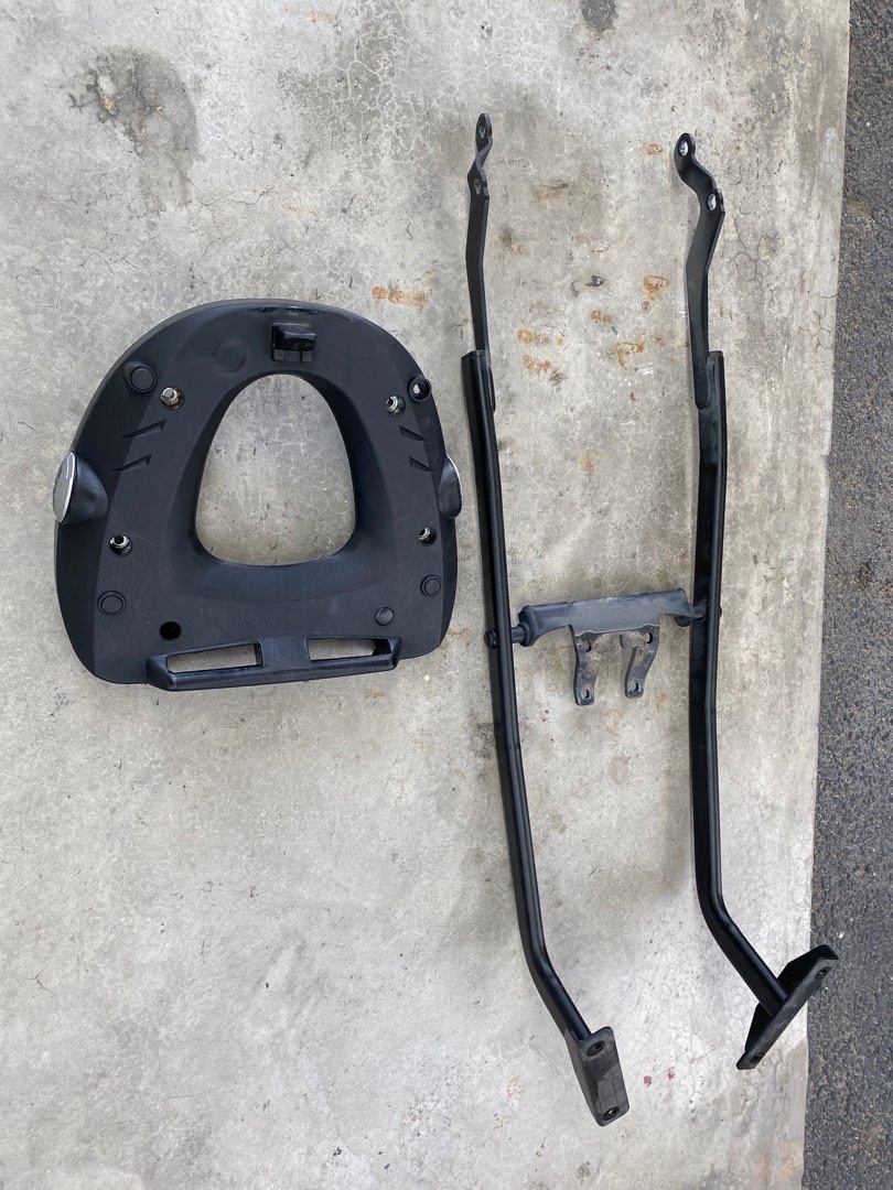 Givi motorcycle monorack for RS150, Auto Accessories on Carousell