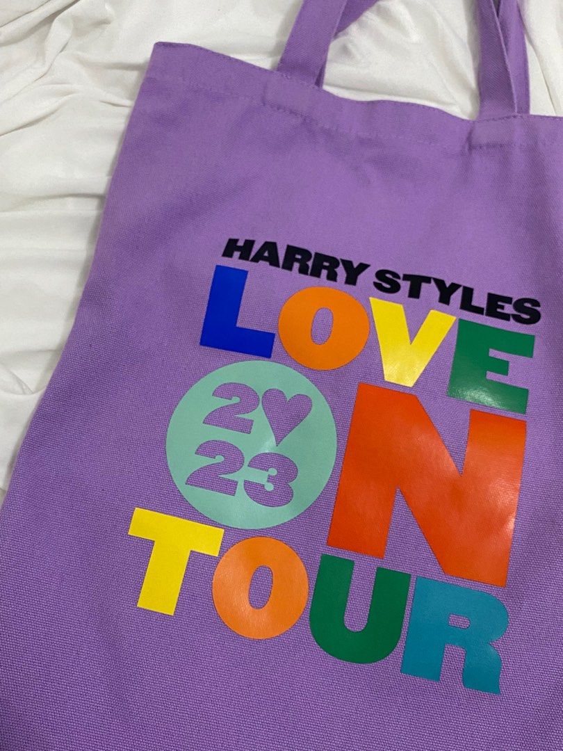 Harry Styles Love on Tour Merch (Tote Bag), Women's Fashion, Bags ...