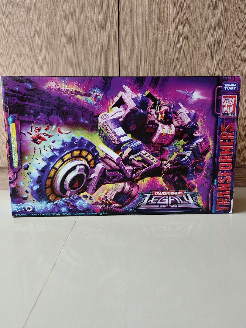 Hasbro Transformers Legacy Titan Class Cybertron Universe Metroplex ...