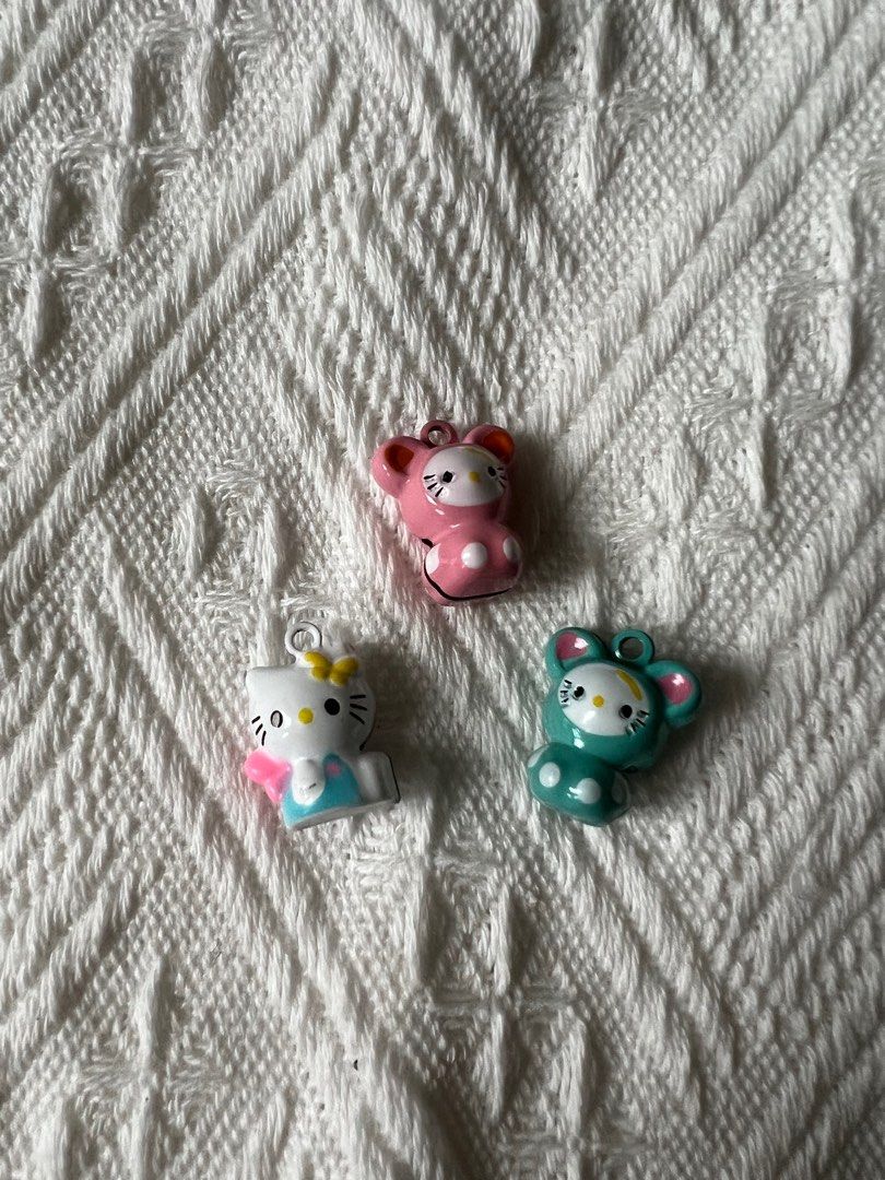 Hello Kitty Bell Charms, Hobbies & Toys, Stationery & Craft, Craft ...