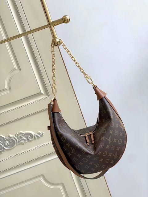 Hobo Loop LV, Fesyen Wanita, Tas & Dompet di Carousell