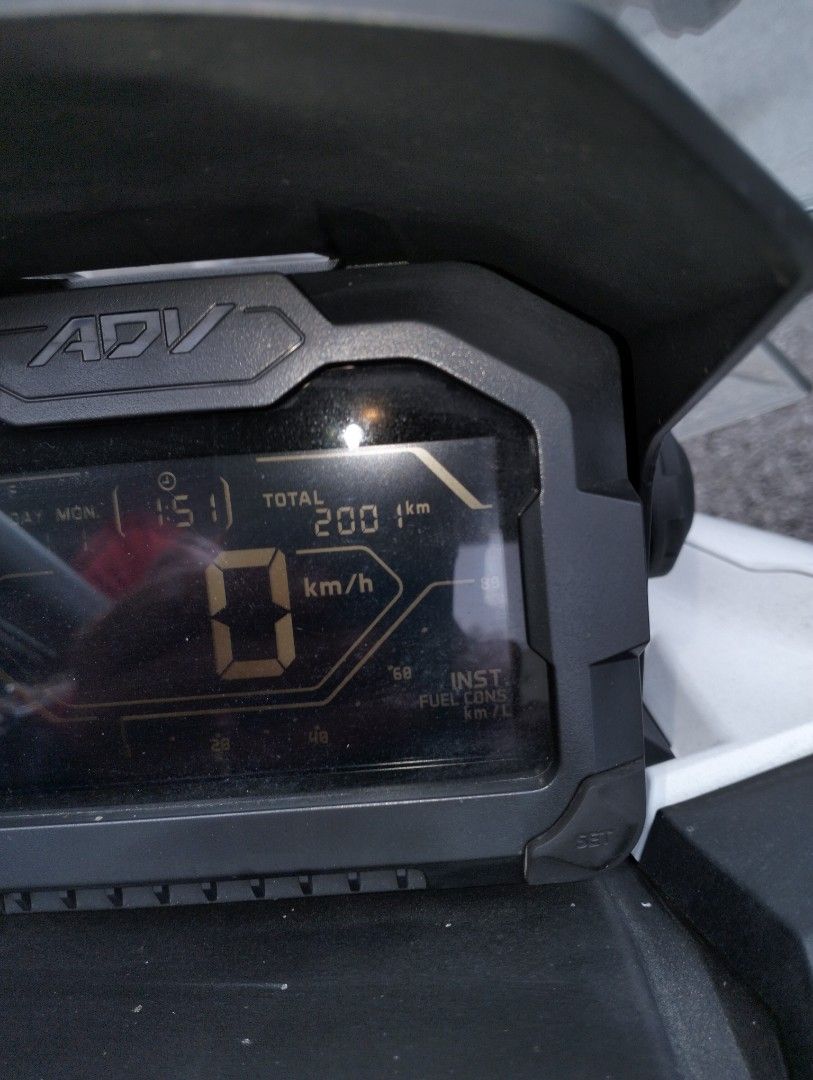 Honda Adv 150 Abs CVT Super lowe mile, Motorcycles, Motorcycles for ...