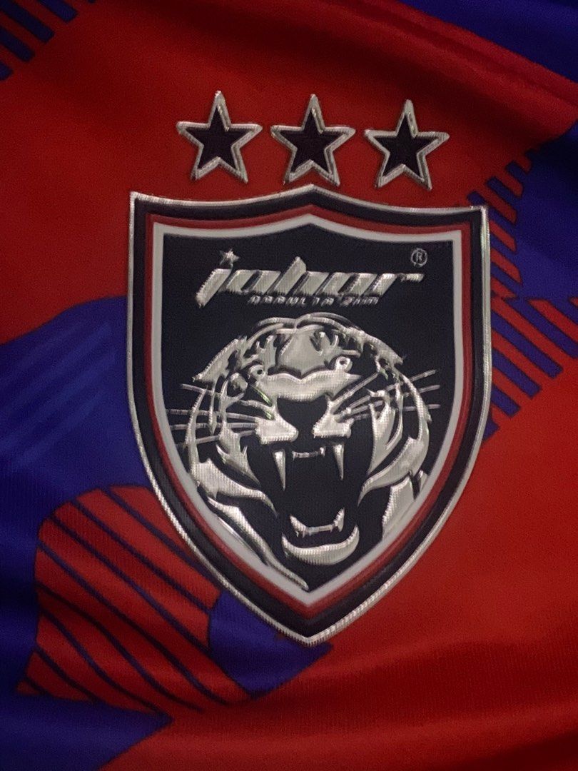 JDT Jersey New Home Kit, Men's Fashion, Activewear on Carousell