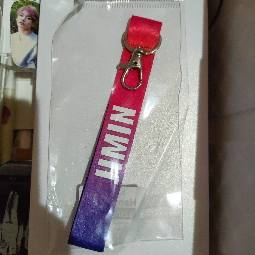 Jimin keychain + free Jimin lomo card, Hobbies & Toys, Memorabilia ...