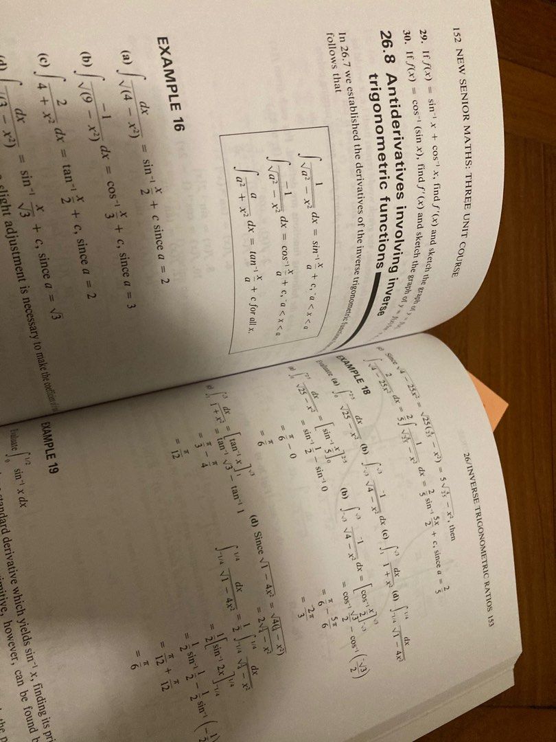 K.B.Fitzpatrick, New Senior Mathematics 2,3,4 units full set, 興趣及遊戲, 書本 ...
