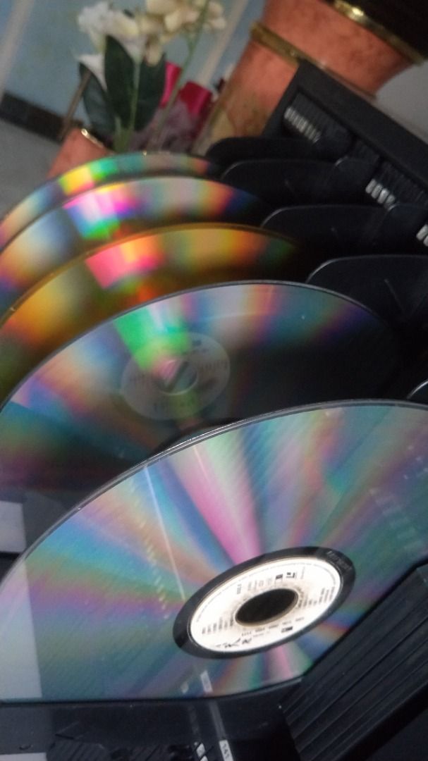 LD Disc, Hobbies & Toys, Music & Media, CDs & DVDs on Carousell