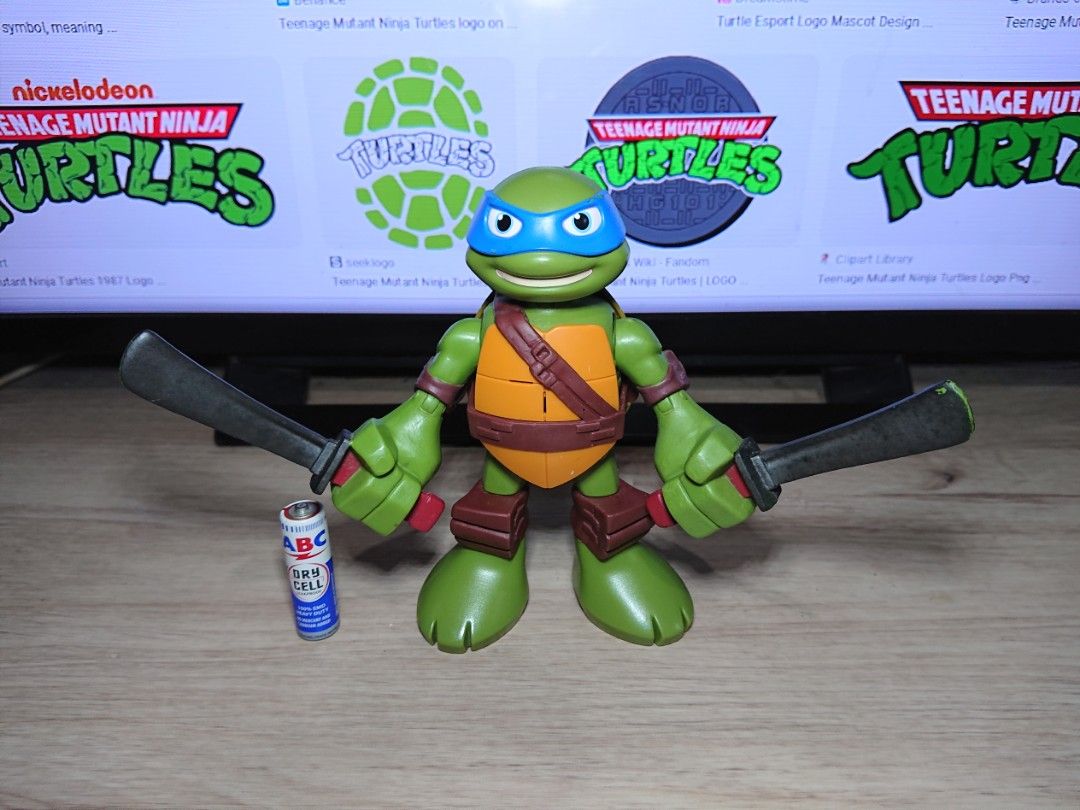 LEONARDO Talking Teenage Mutant Ninja Turtles, Toys & Collectibles ...