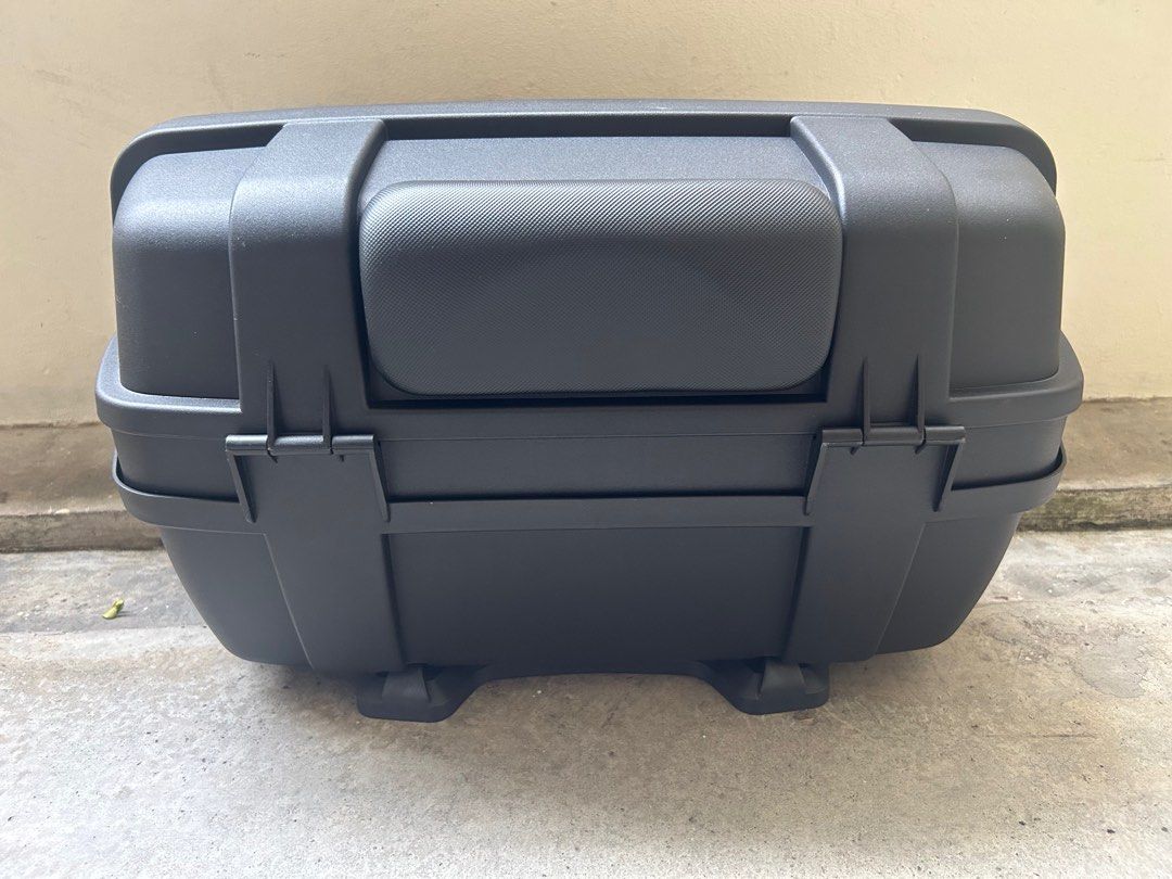 Motorycyle 45L top box, Motorcycles, Motorcycle Accessories on Carousell