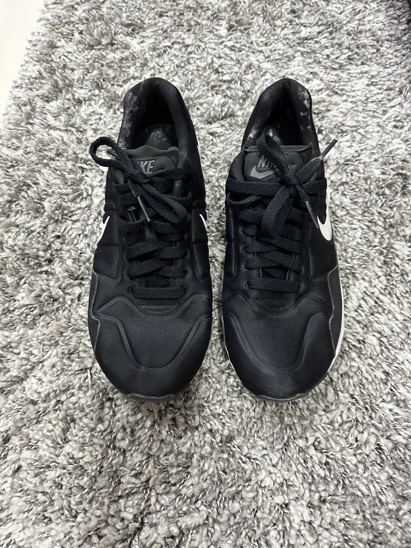 nike air pegasus international, Men's Fashion, Footwear, Sneakers on ...