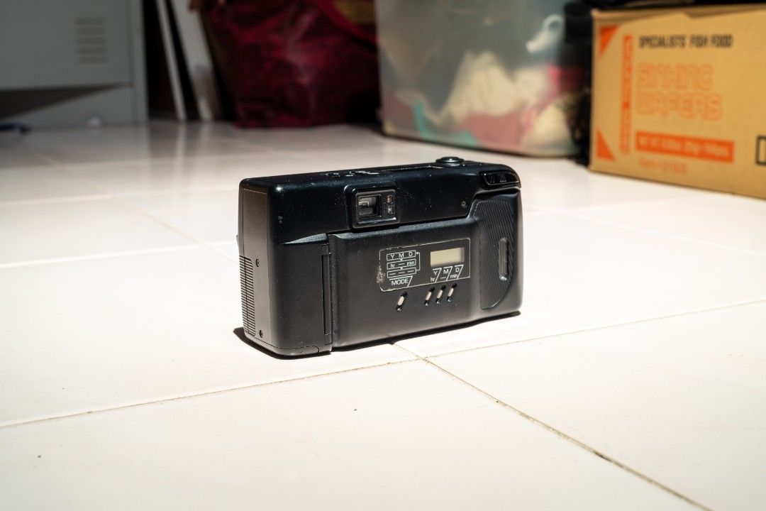 Nikon TW zoom quartz date, Photography, Cameras on Carousell