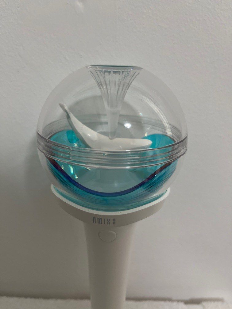 NMIXX OFFICIAL LIGHTSTICK, Hobbies & Toys, Memorabilia & Collectibles, K-Wave on Carousell