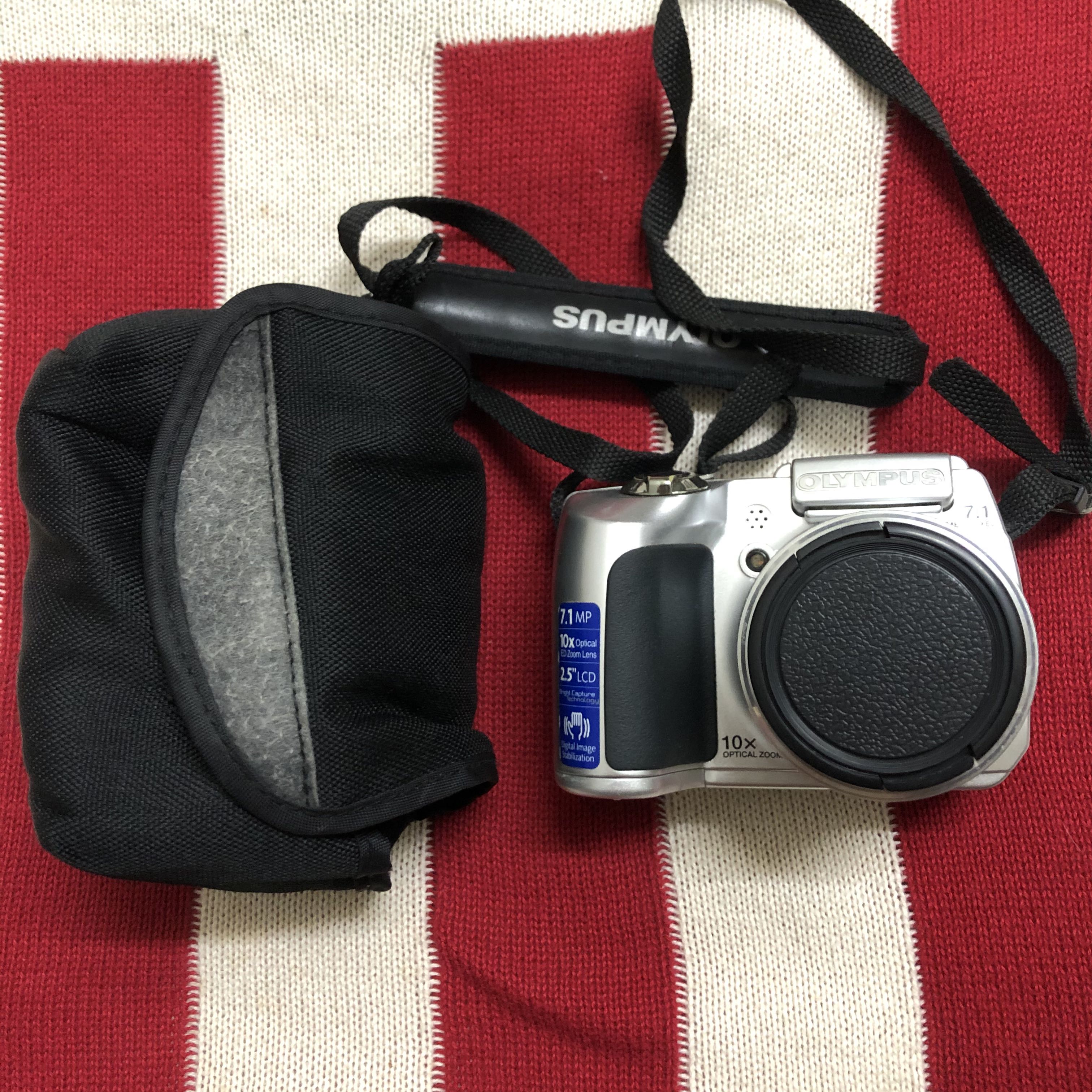 Olympus SP-510 uz Vintage Digital Camera, Photography, Cameras on Carousell