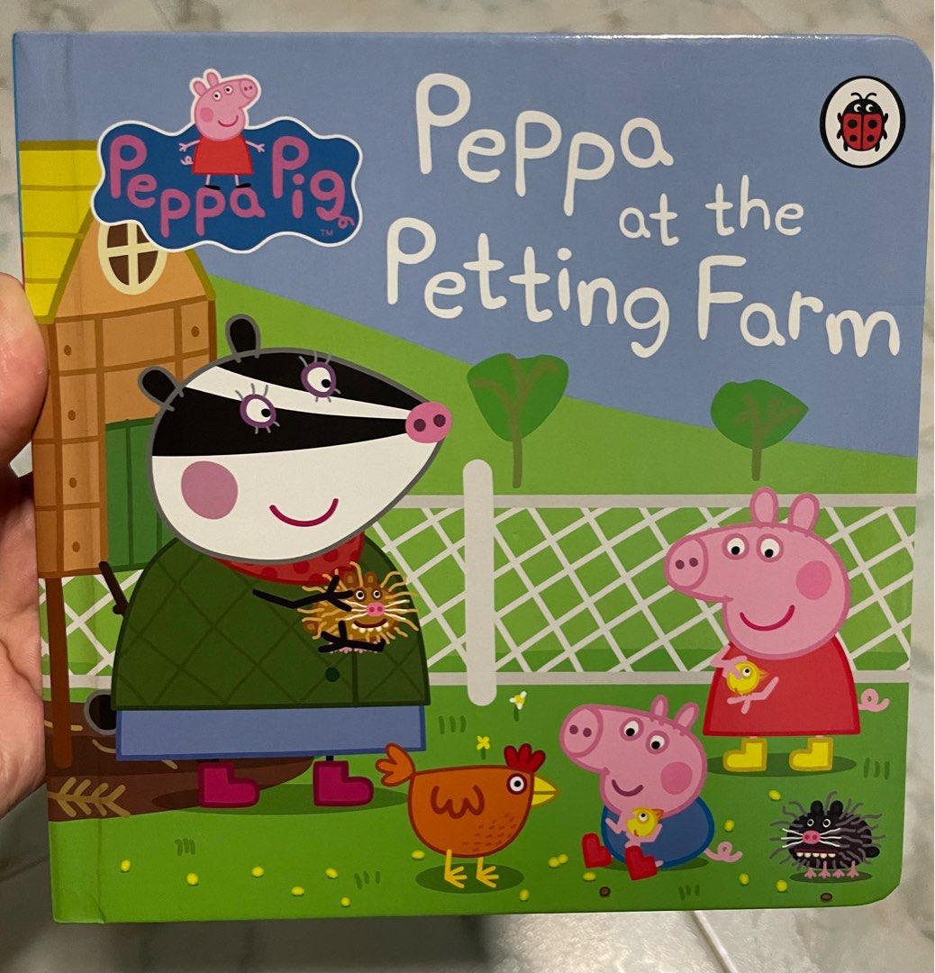 Peppa pig story book, Hobbies & Toys, Books & Magazines, Children's ...