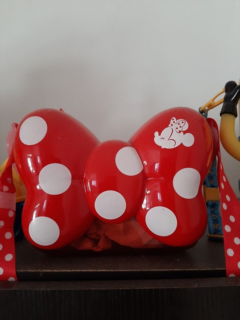 Popcorn bucket Pita minnie mouse red Disneyland, Desain & Kerajinan ...