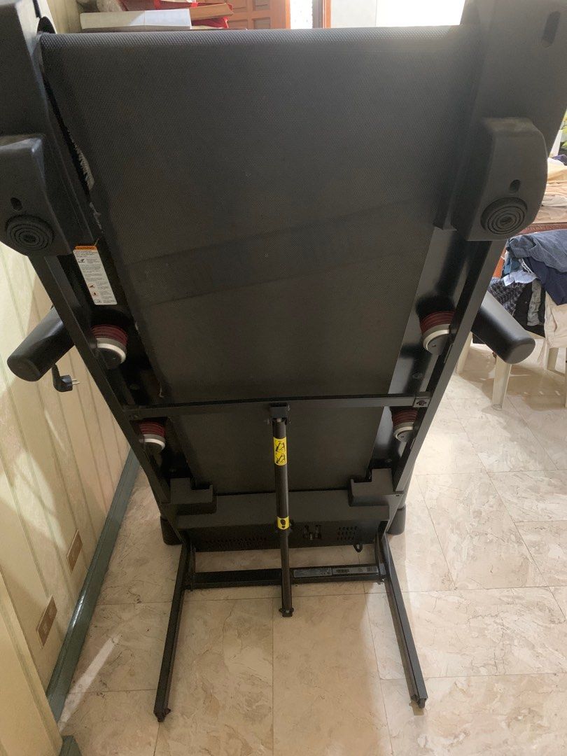 ProForm Performance 400i Treadmill, Sports Equipment, Exercise ...